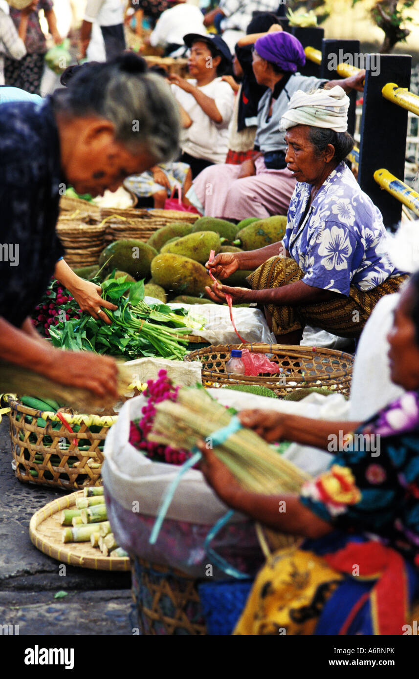 Denpasar pasar badung market hi-res stock photography and images - Alamy