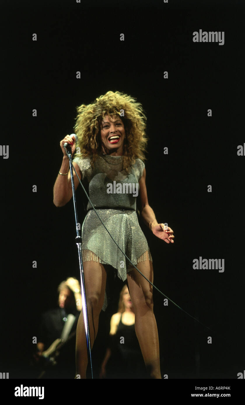 Tina turner 1990 hi-res stock photography and images - Alamy