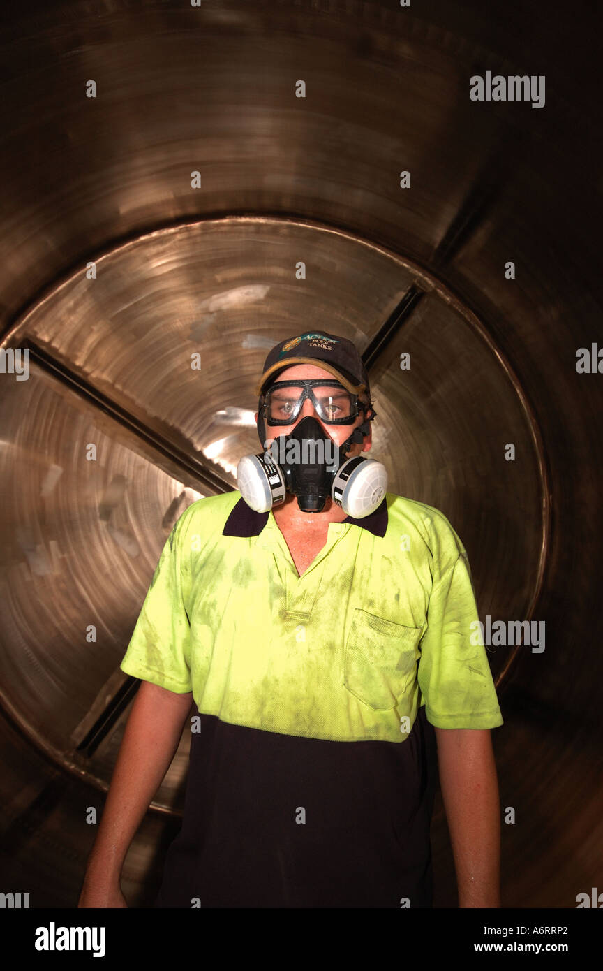 Airborne machinery workshop hi-res stock photography and images - Alamy