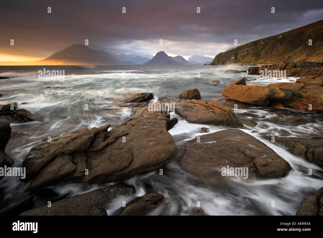 Light glow scottish highlands hi-res stock photography and images - Alamy