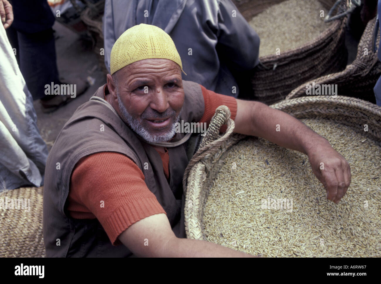 AFRICA, Morocco, Marrakech Grain Seller Stock Photo - Alamy