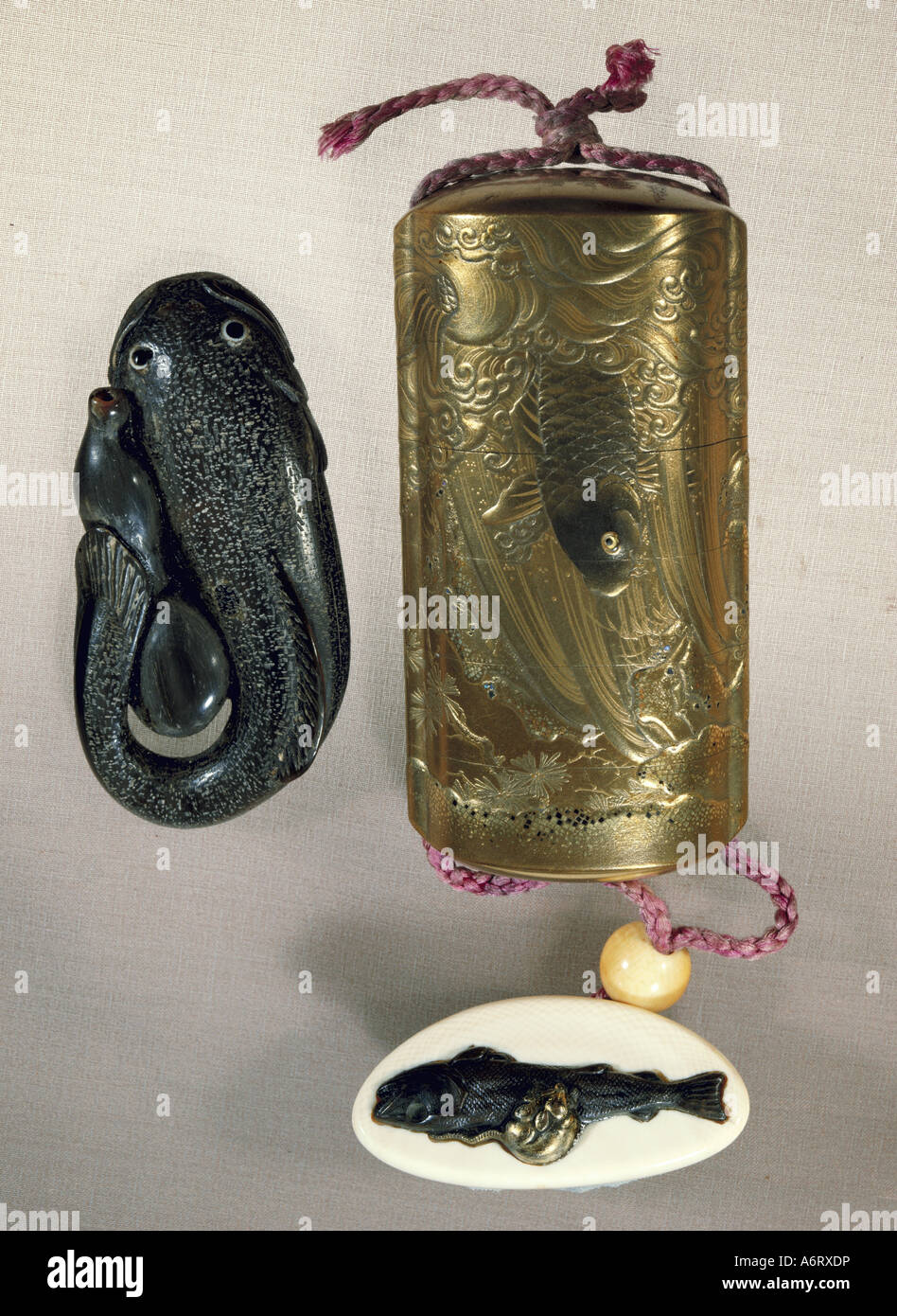 Inro medicine box hi-res stock photography and images - Alamy