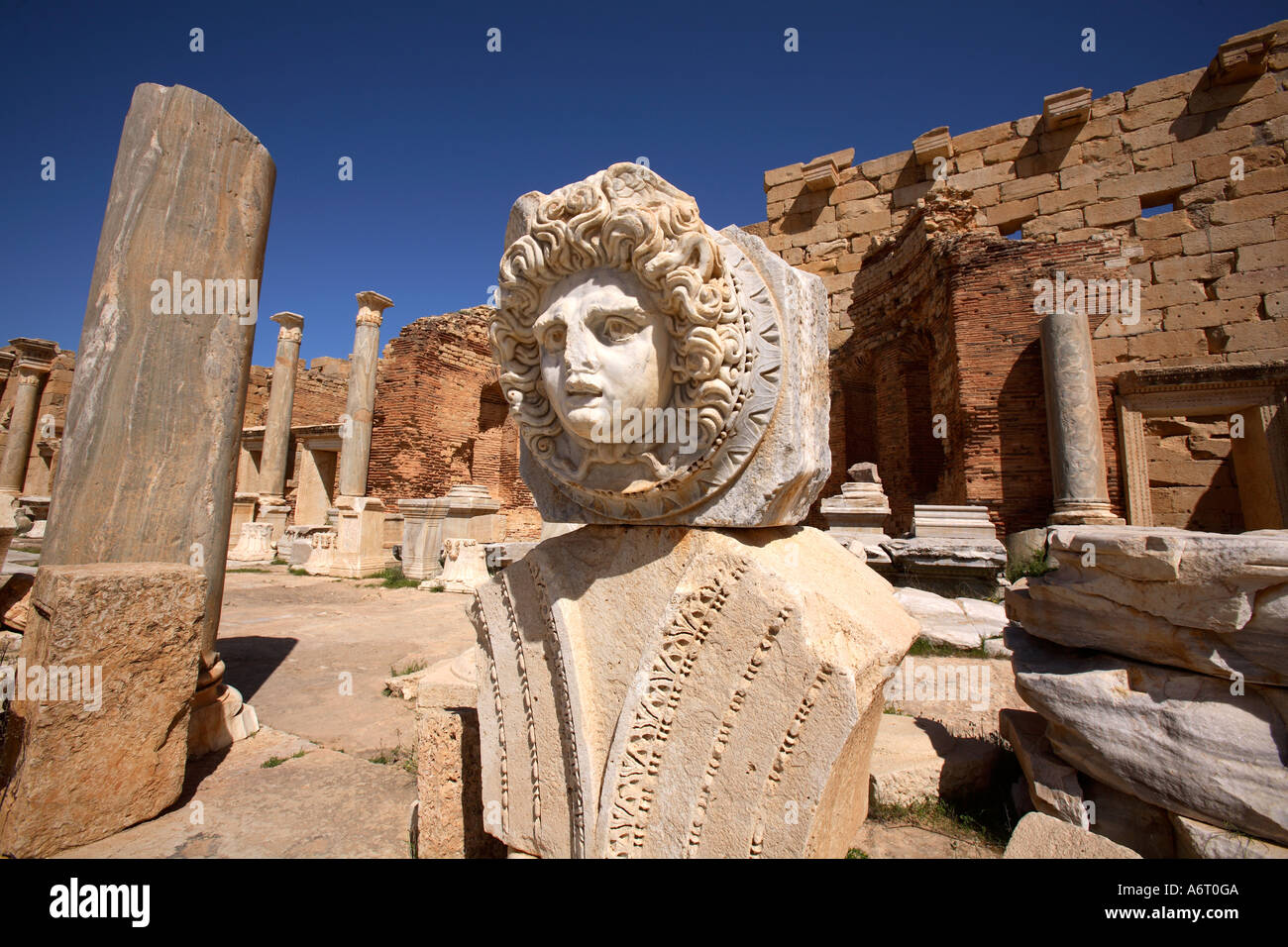 Medusa forum ruins leptis magna hi-res stock photography and images - Alamy