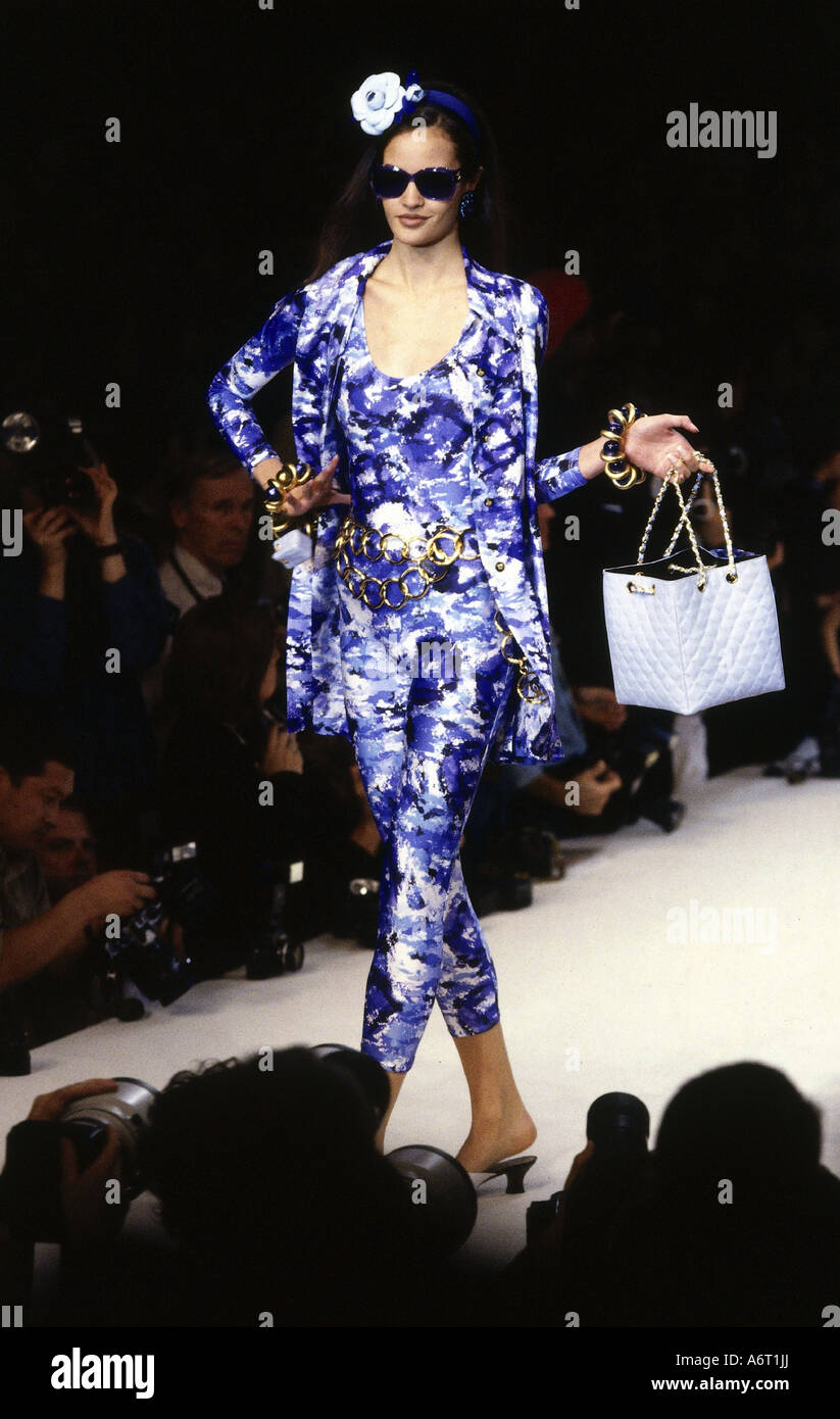 Chanel two piece suit hi-res stock photography and images - Alamy