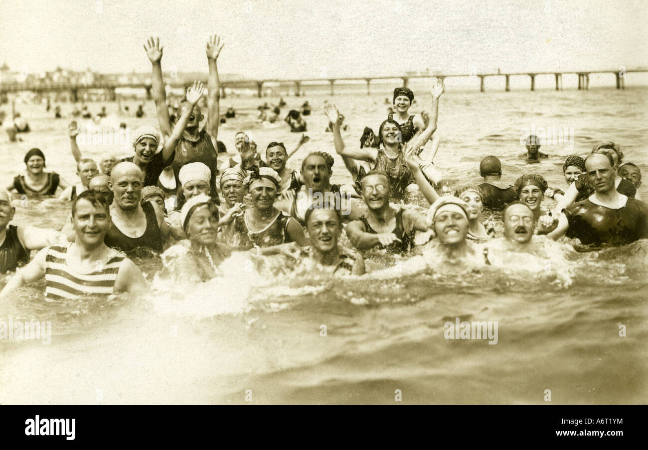 Bathers 1920s hi-res stock photography and images - Alamy