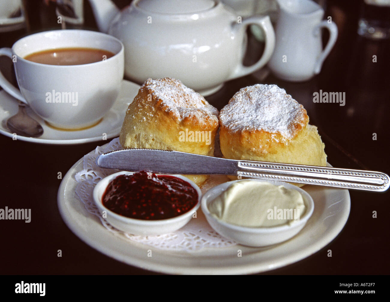 Devonshire tea hi-res stock photography and images - Alamy