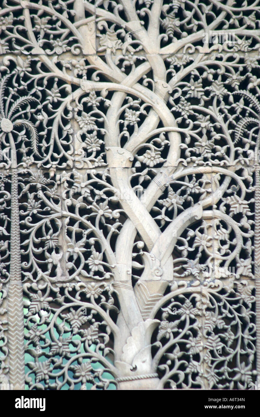 Exquistely carved 'tree of life' screen in the Sidi Sayed Mosque ...