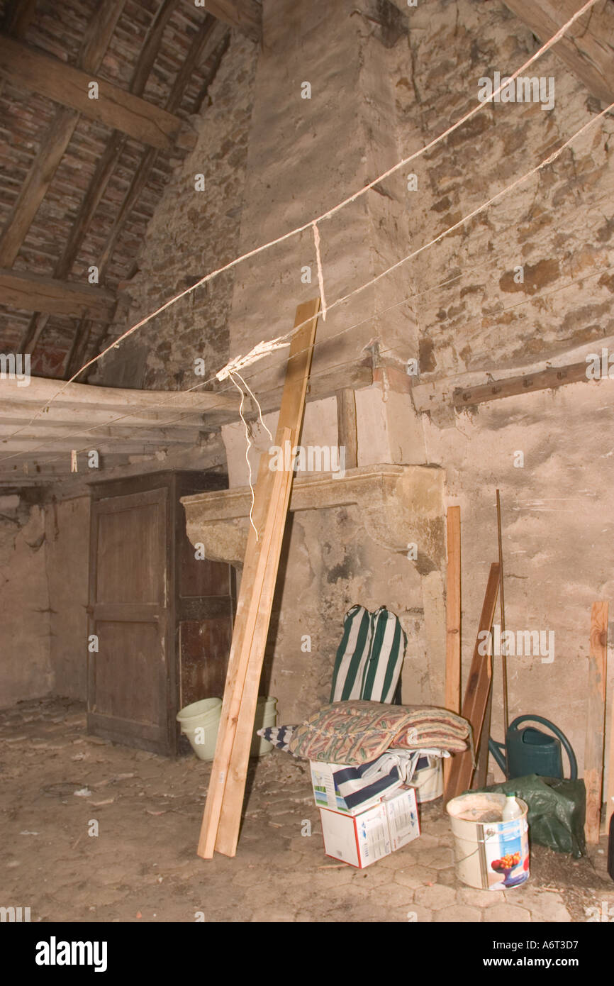 French barn awaiting conversion to accomadation for holiday gite ...