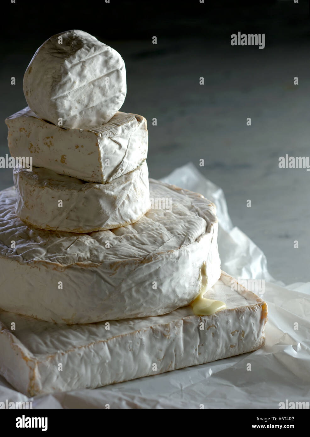 Brie rind hi-res stock photography and images - Alamy