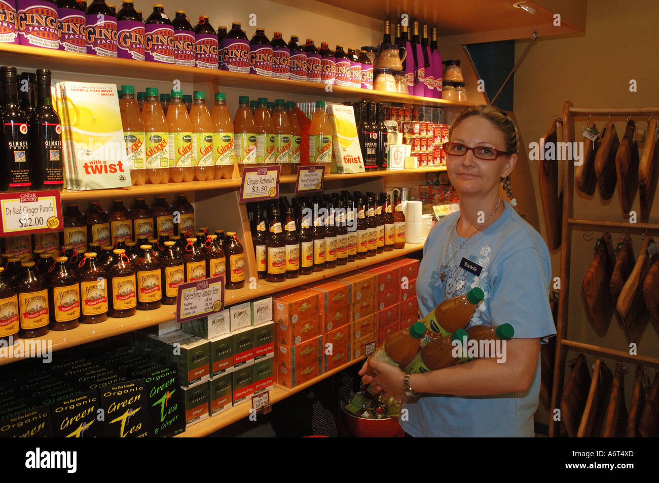 Shopping grocery store shelves dry goods hi-res stock photography and ...