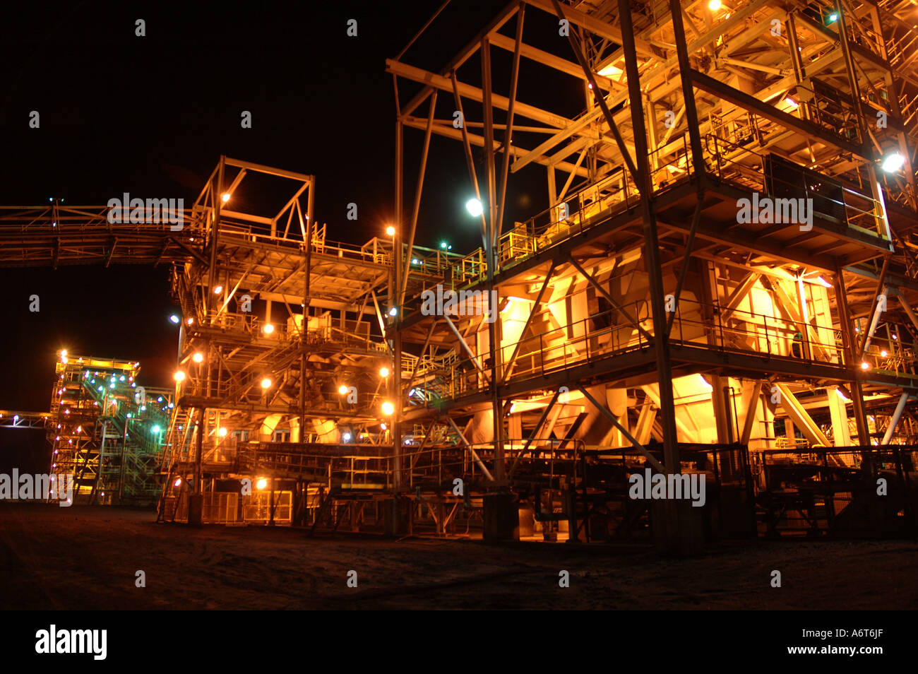 Coal Processing Plant Stock Photos & Coal Processing Plant Stock Images ...