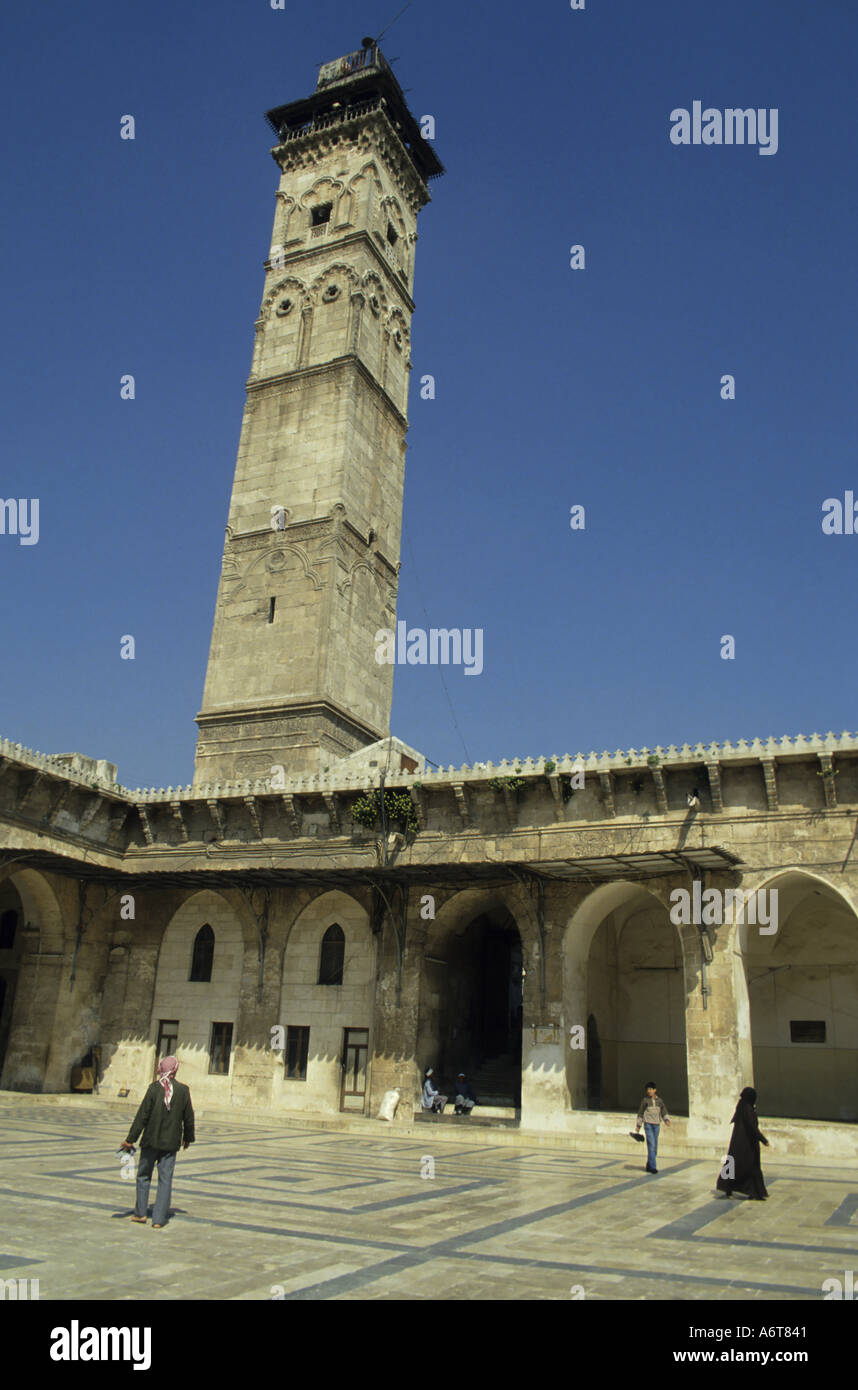 Courtyard great mosque aleppo hi-res stock photography and images - Alamy