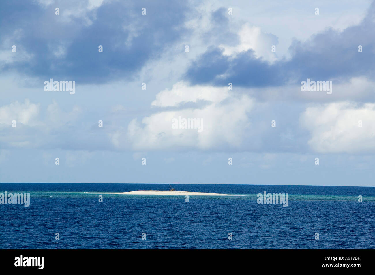 a desert island off the Fijian mainland, Pacific ocean Stock Photo - Alamy