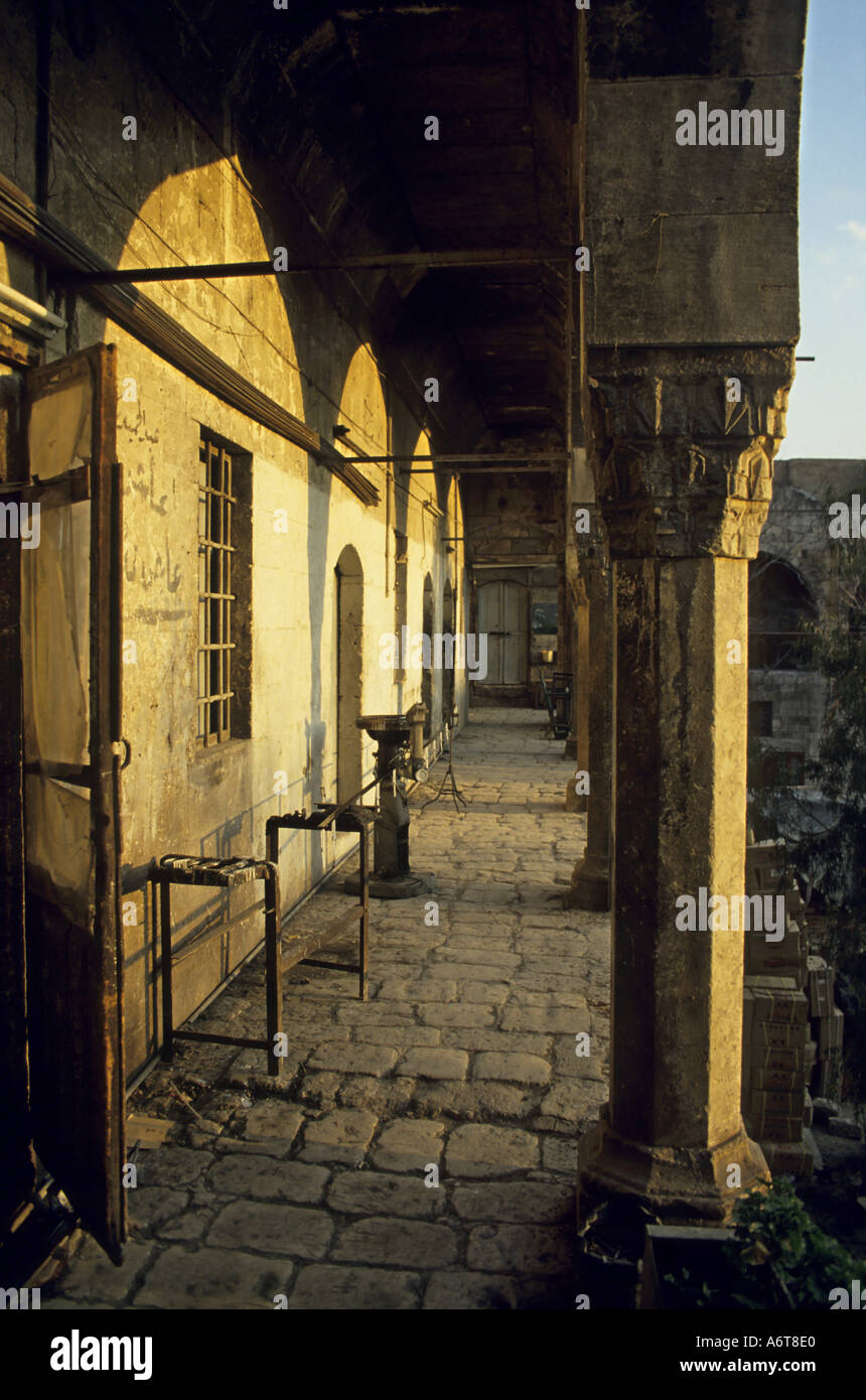 Courtyard house aleppo hi-res stock photography and images - Alamy