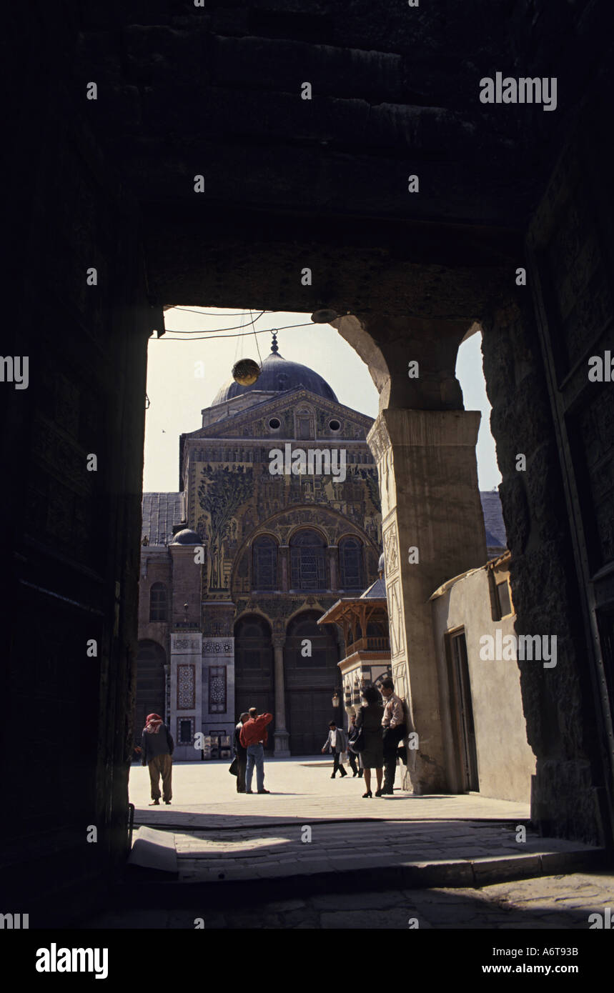 Syria Damascus The Umayyad Mosque Courtyard Stock Photo - Alamy