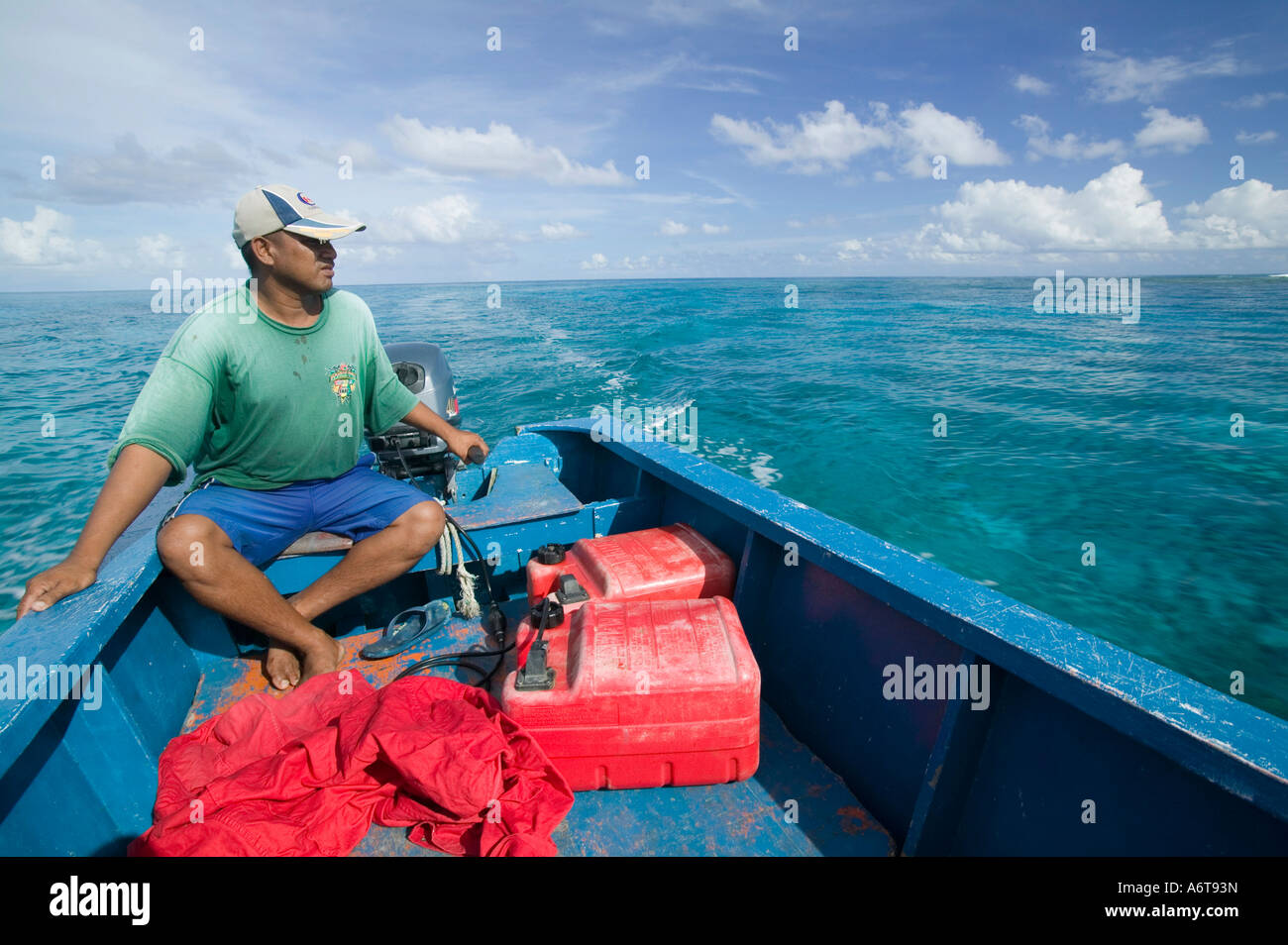 Tuvaluan fisherman off funafuti, tuvalu, Pacific Stock Photo - Alamy