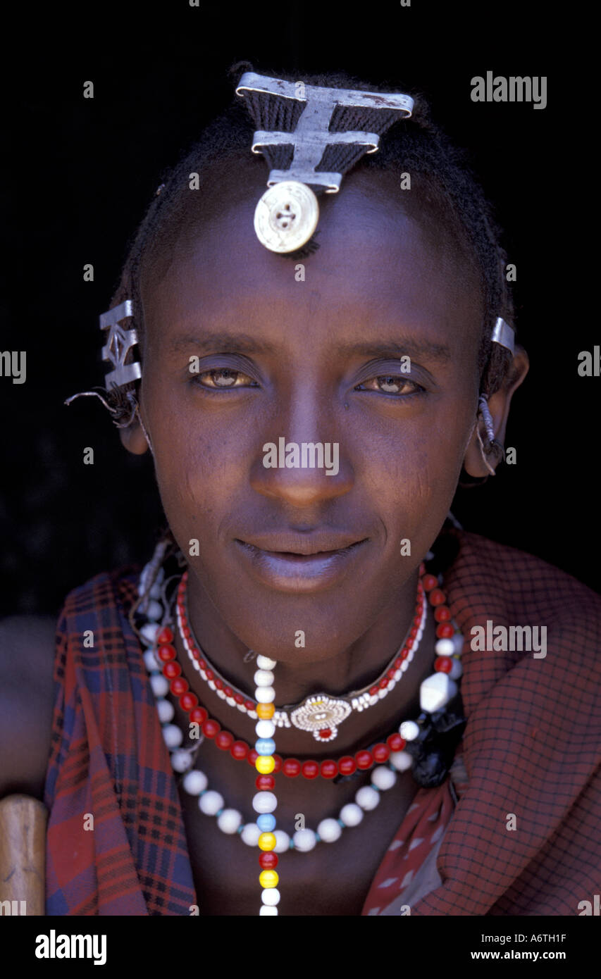 Tanzania man portrait woman hi-res stock photography and images - Alamy