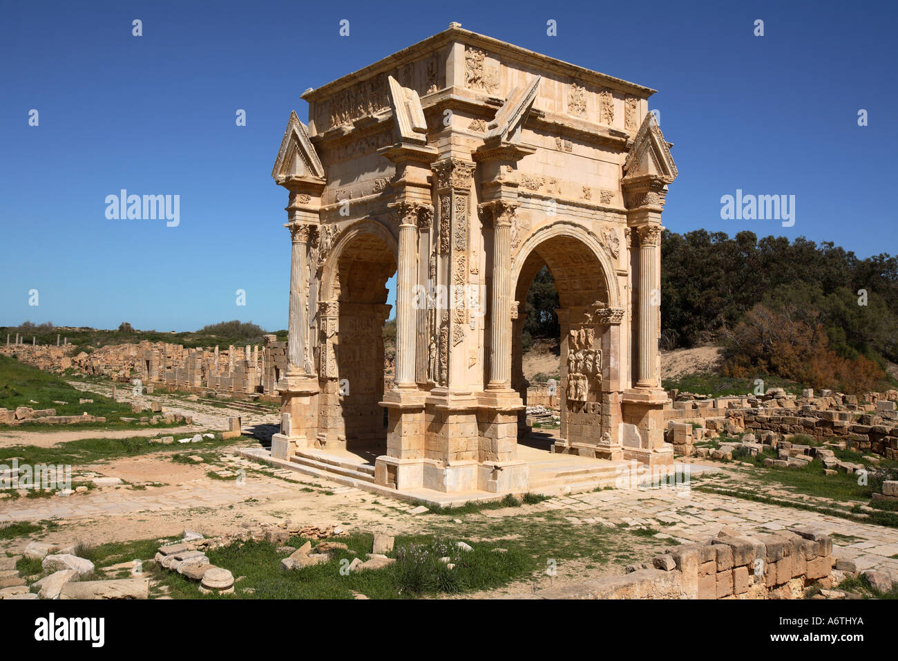 Gaddafi statue hi-res stock photography and images - Alamy