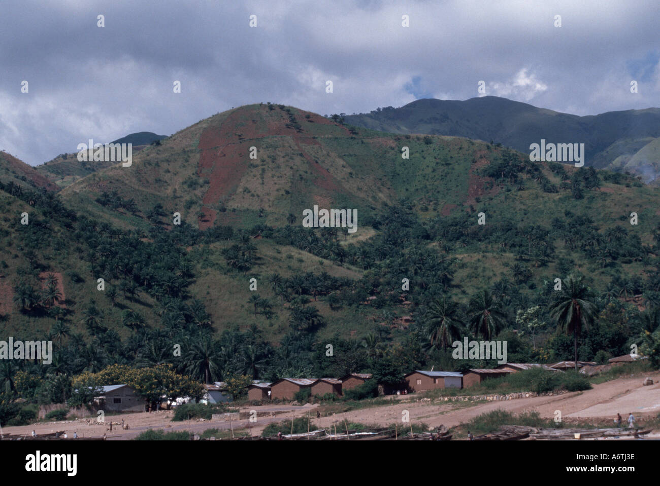 Gombe national park hi-res stock photography and images - Alamy