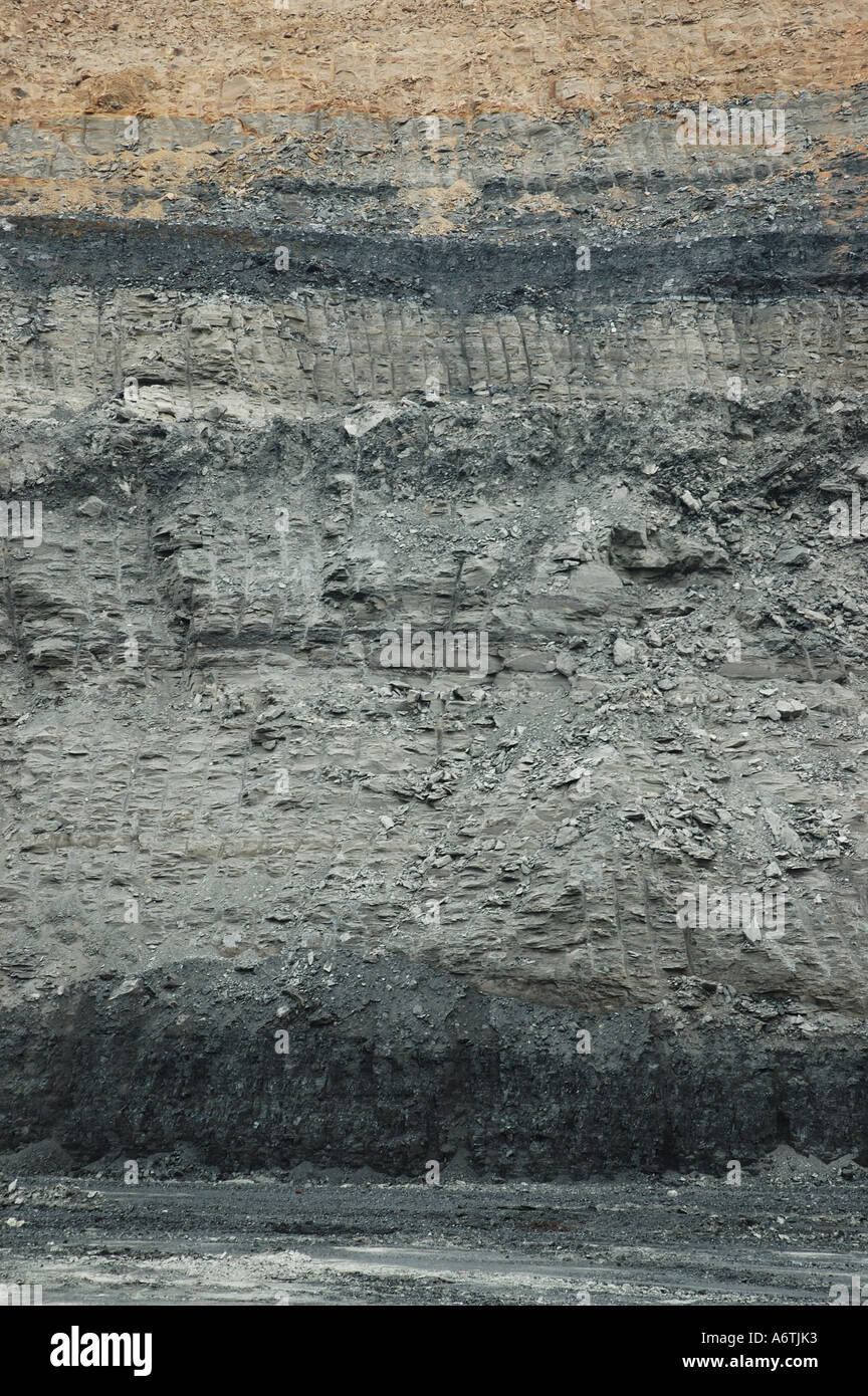 coal seam open cut coal mine Queensland Australia Stock Photo - Alamy