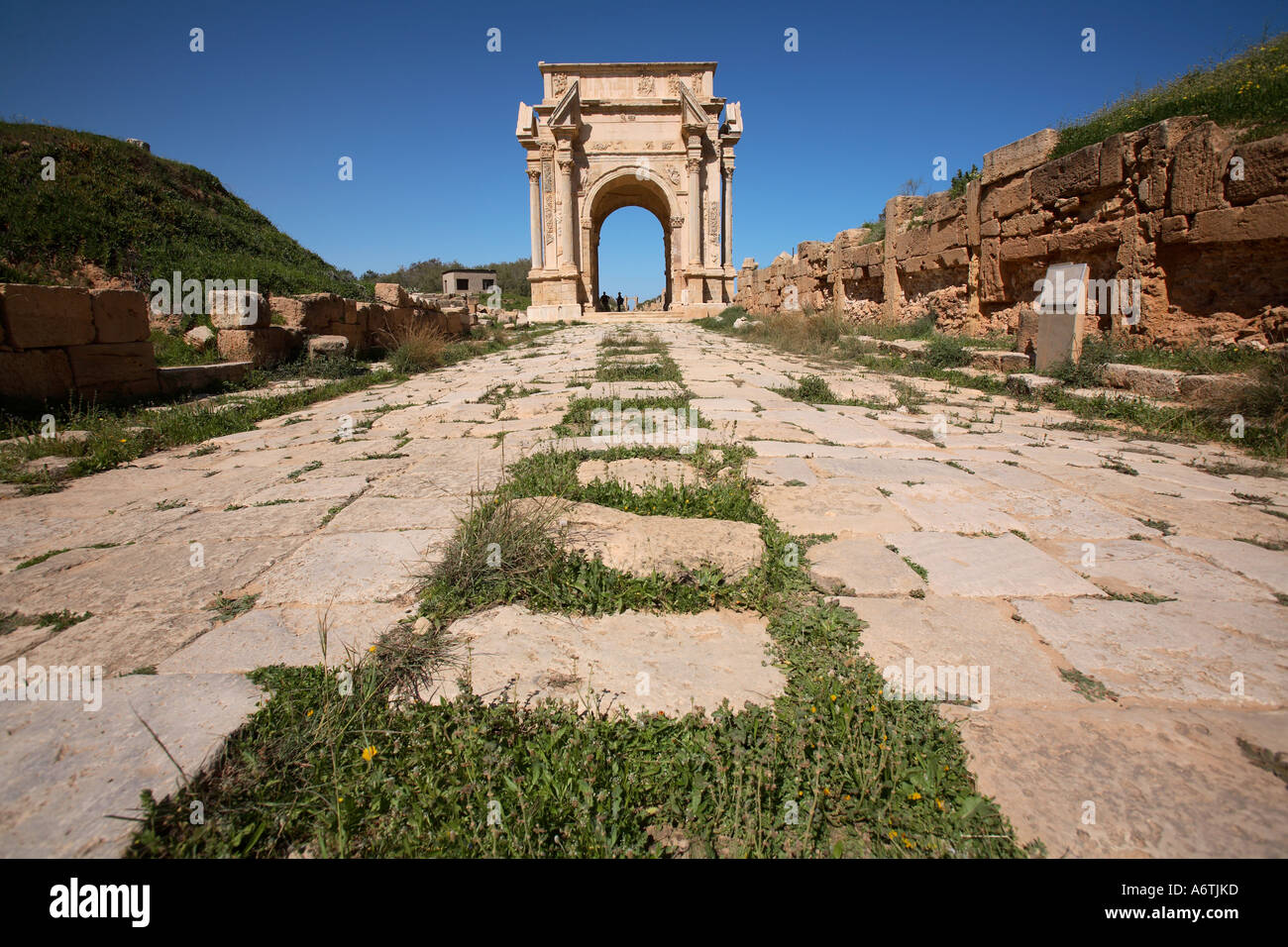 Gaddafi statue hi-res stock photography and images - Alamy