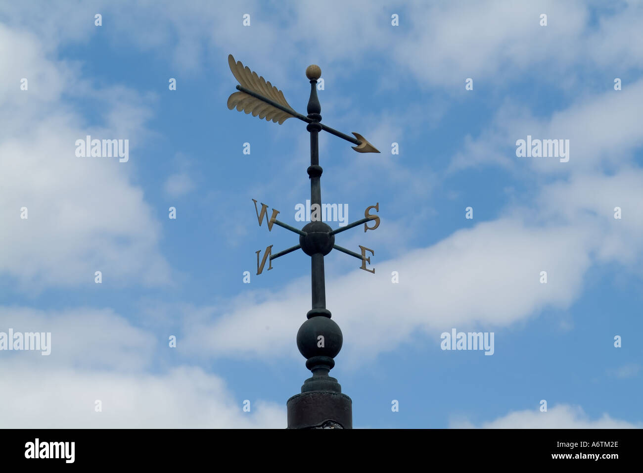Copper metal weather vane hi-res stock photography and images - Alamy
