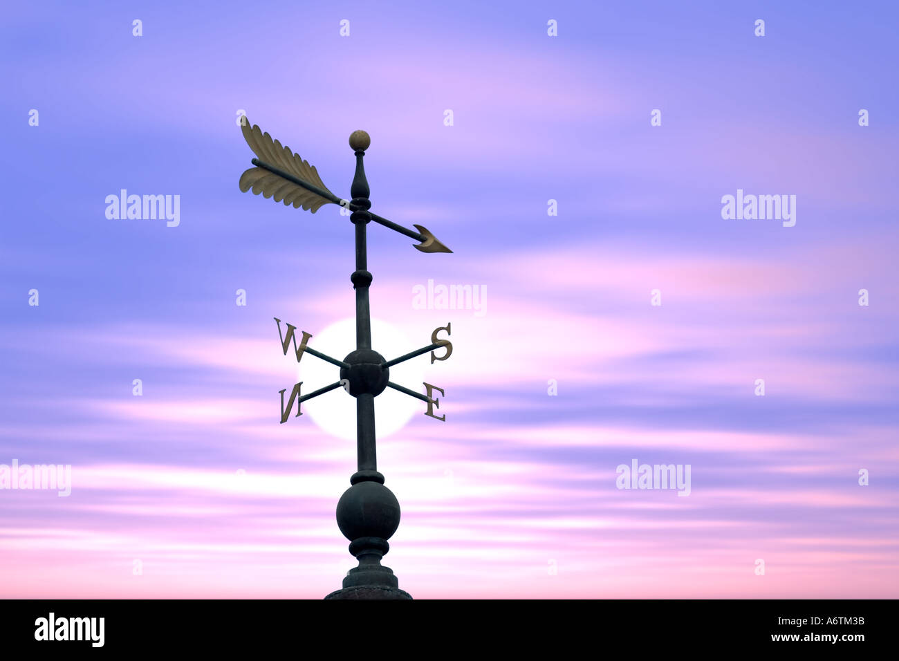 Copper metal weather vane hi-res stock photography and images - Alamy