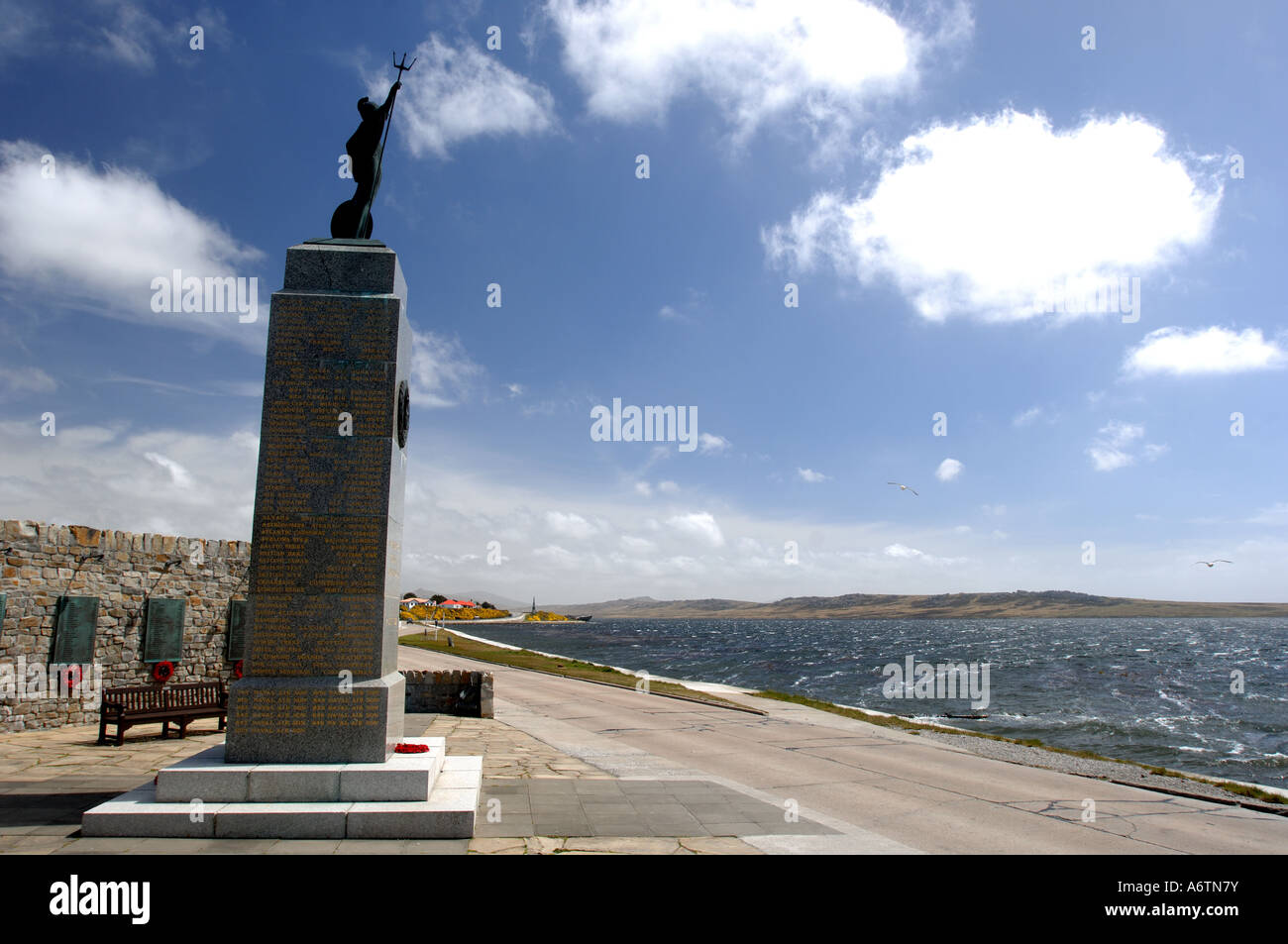 Falklands memorial statue hi-res stock photography and images - Alamy