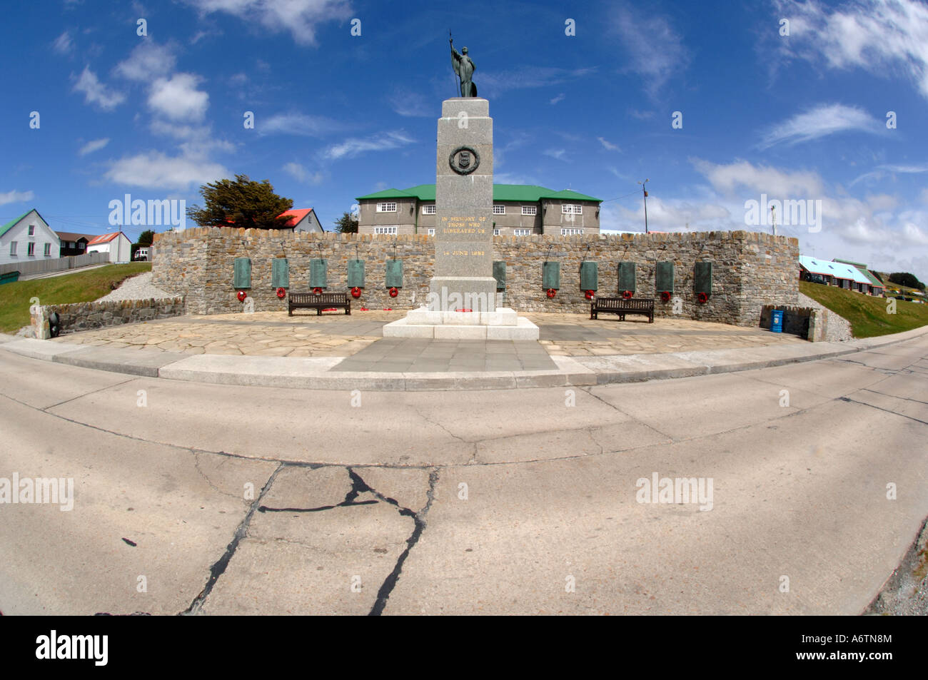 Stanley, falkland islands, monument hi-res stock photography and images ...