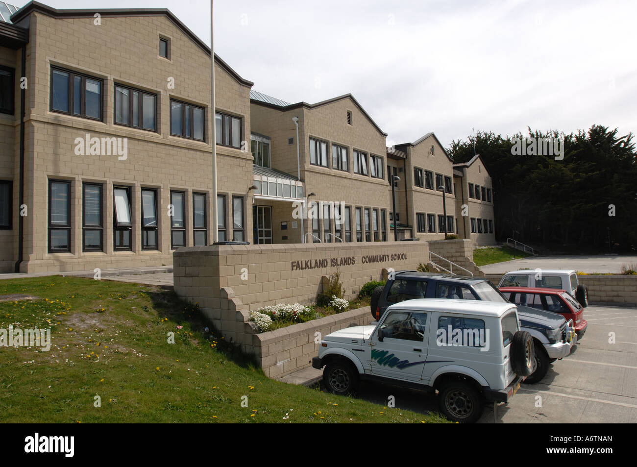 Falkland islands community school hi-res stock photography and images ...