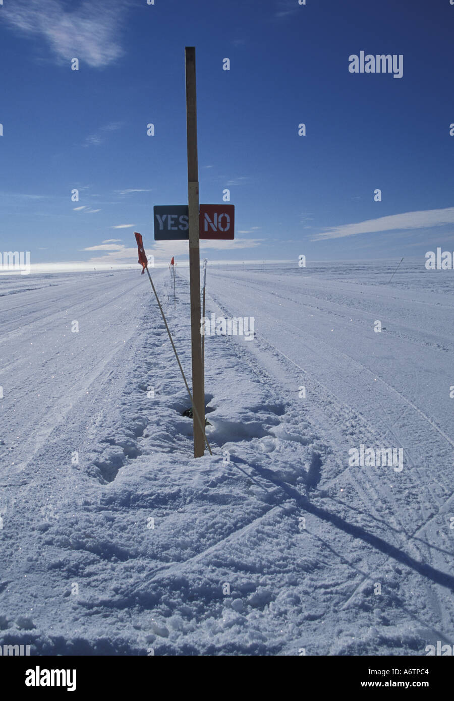 Mcmurdo station, antarctica hi-res stock photography and images - Alamy