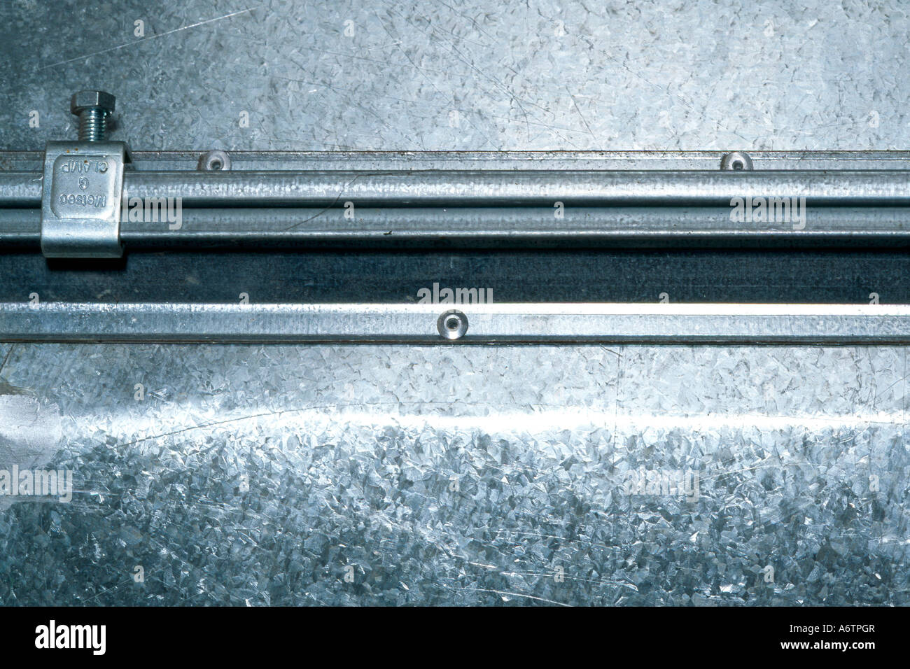 Metal joint panel sheet nut screw hi-res stock photography and images ...