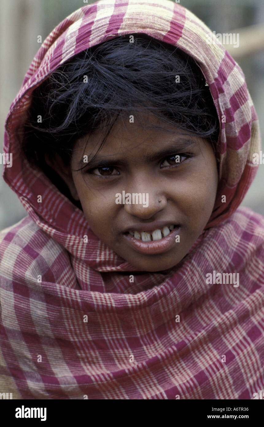 Asia, Bangladesh, Chittagong A girl Stock Photo - Alamy