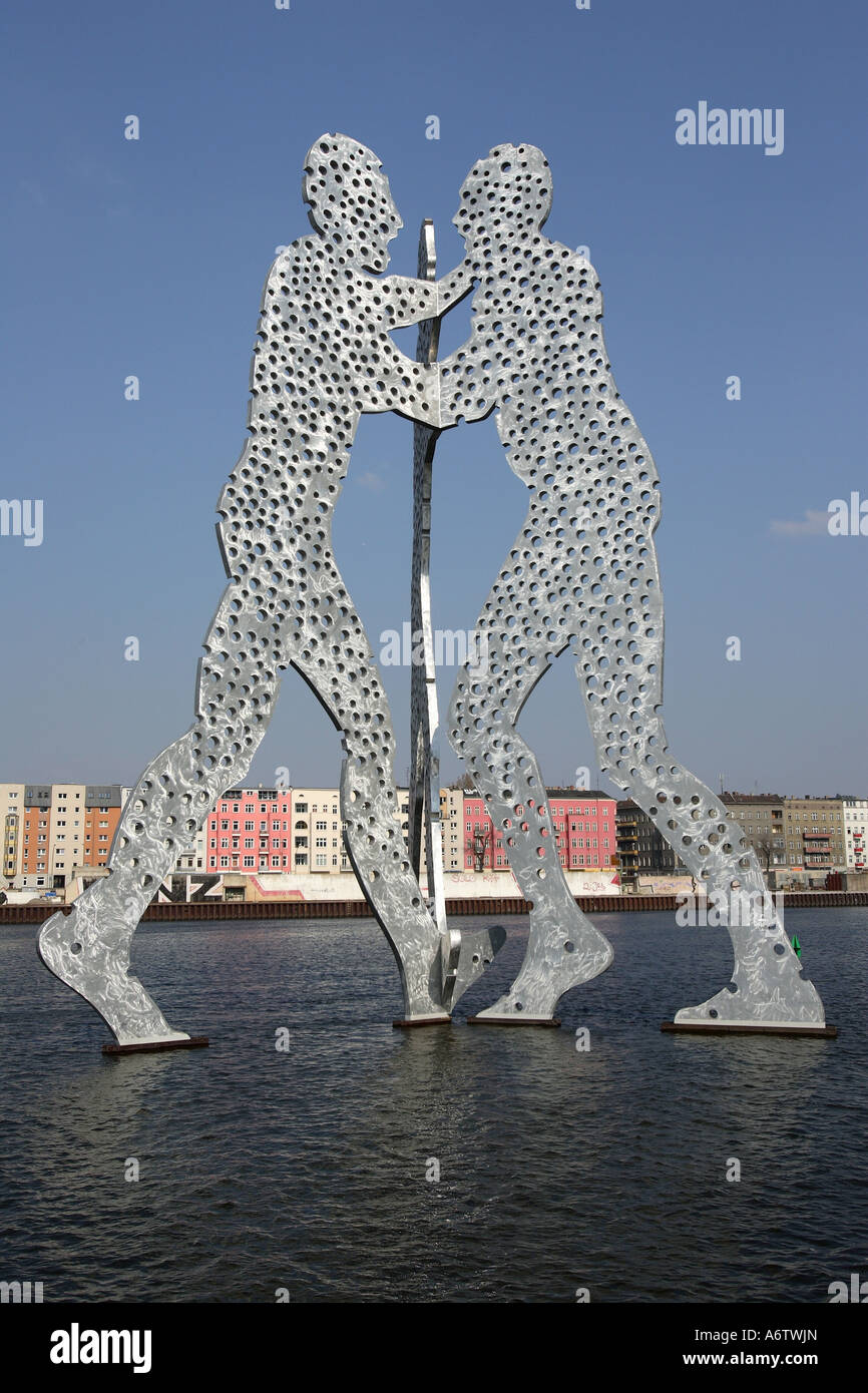 Moderne skulptur molecule man hi-res stock photography and images - Alamy