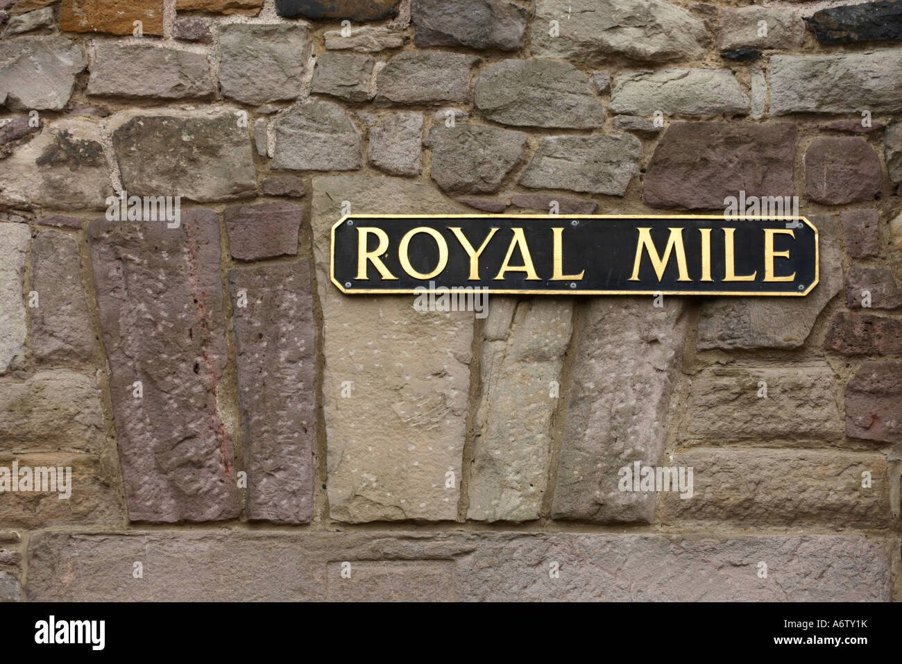 Royal wall hi-res stock photography and images - Alamy
