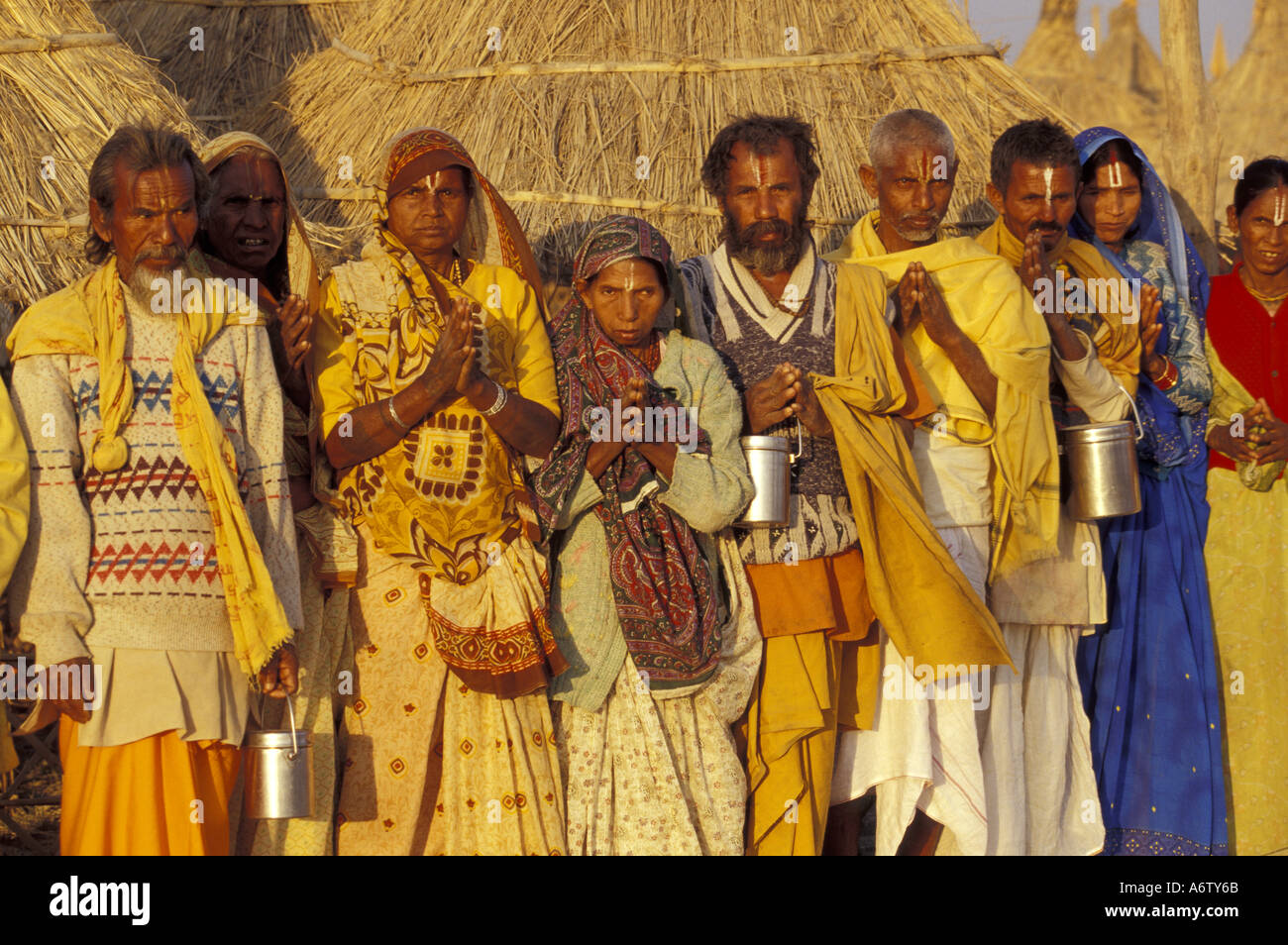 India, Allahabad, People chanting at Hindu temple Stock Photo - Alamy