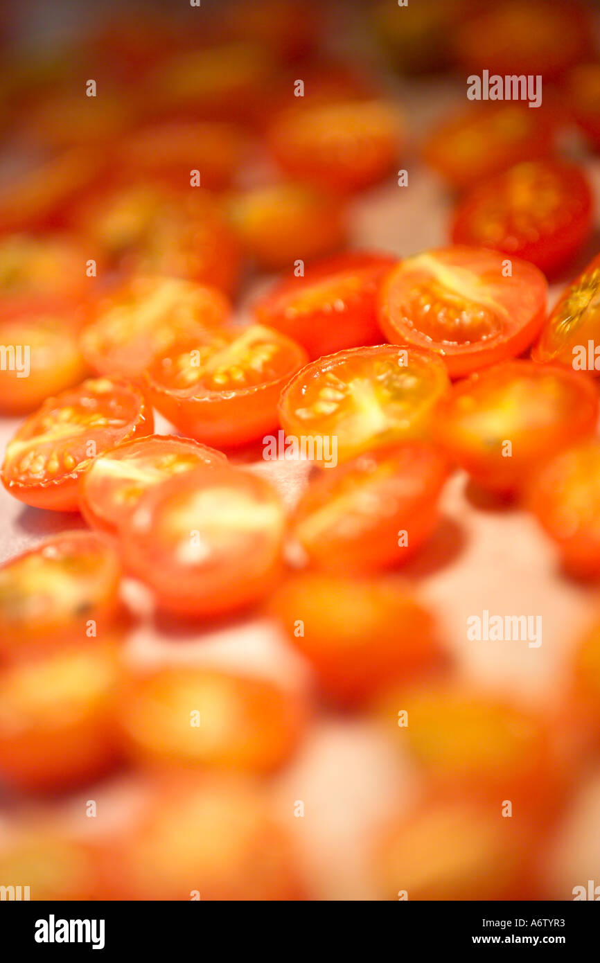 Sliced cherry tomatoes in hi-res stock photography and images - Alamy