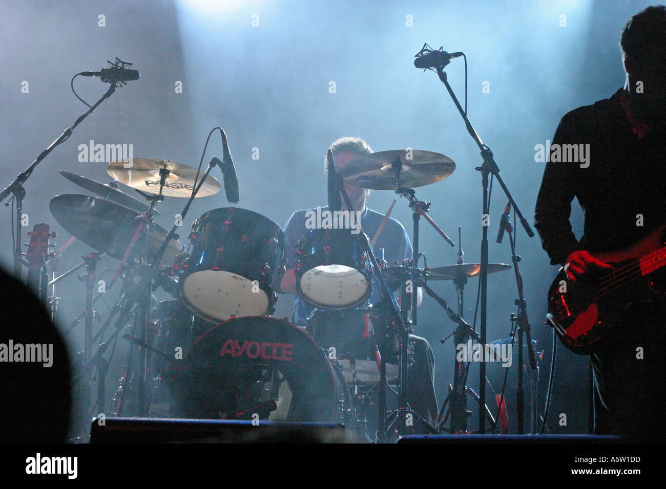 Drummer rock and roll hi-res stock photography and images - Alamy