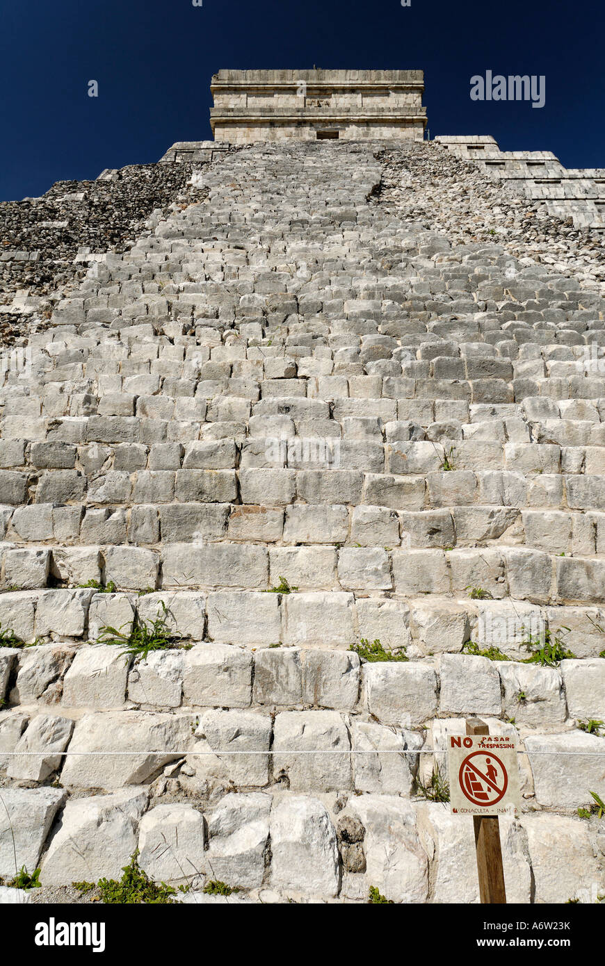 Kukulkan pyramid, Maya and Toltec archeological site Chichen Itza, new ...