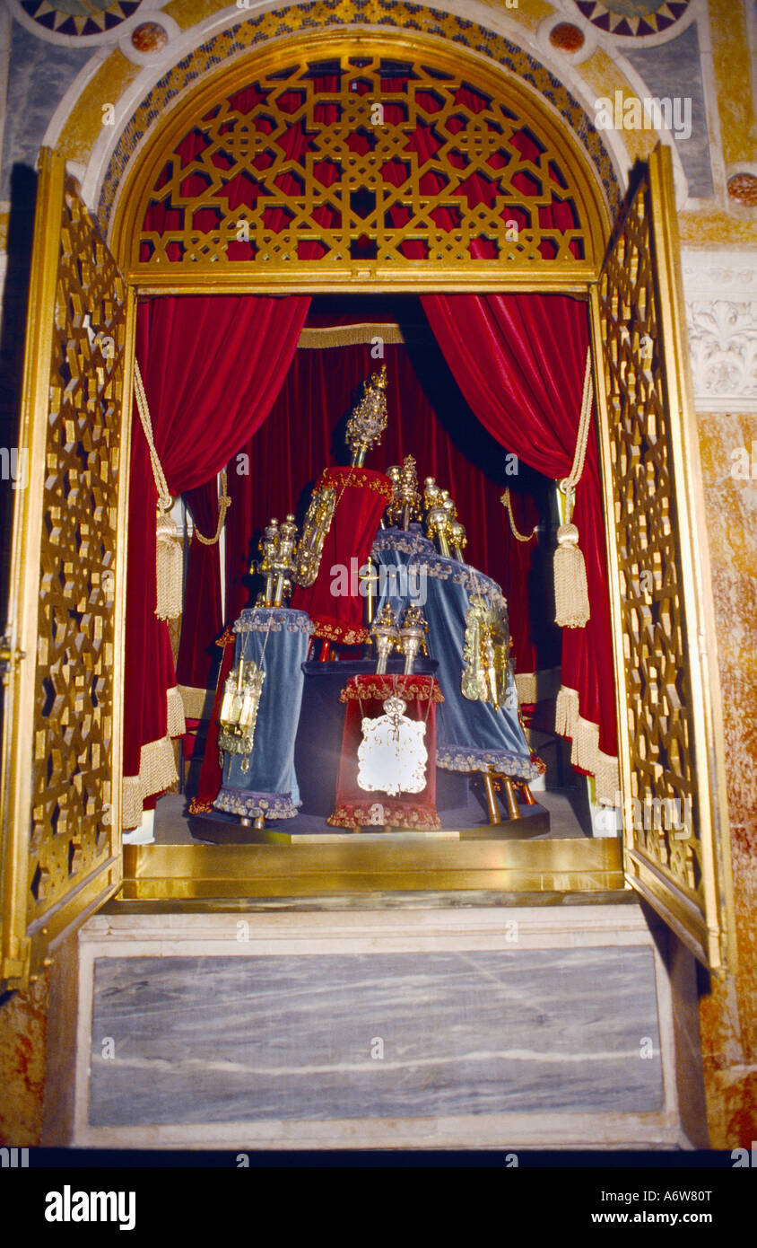 West London England Synagogue Torah Scrolls In Ark (Aron Hakodesh ...