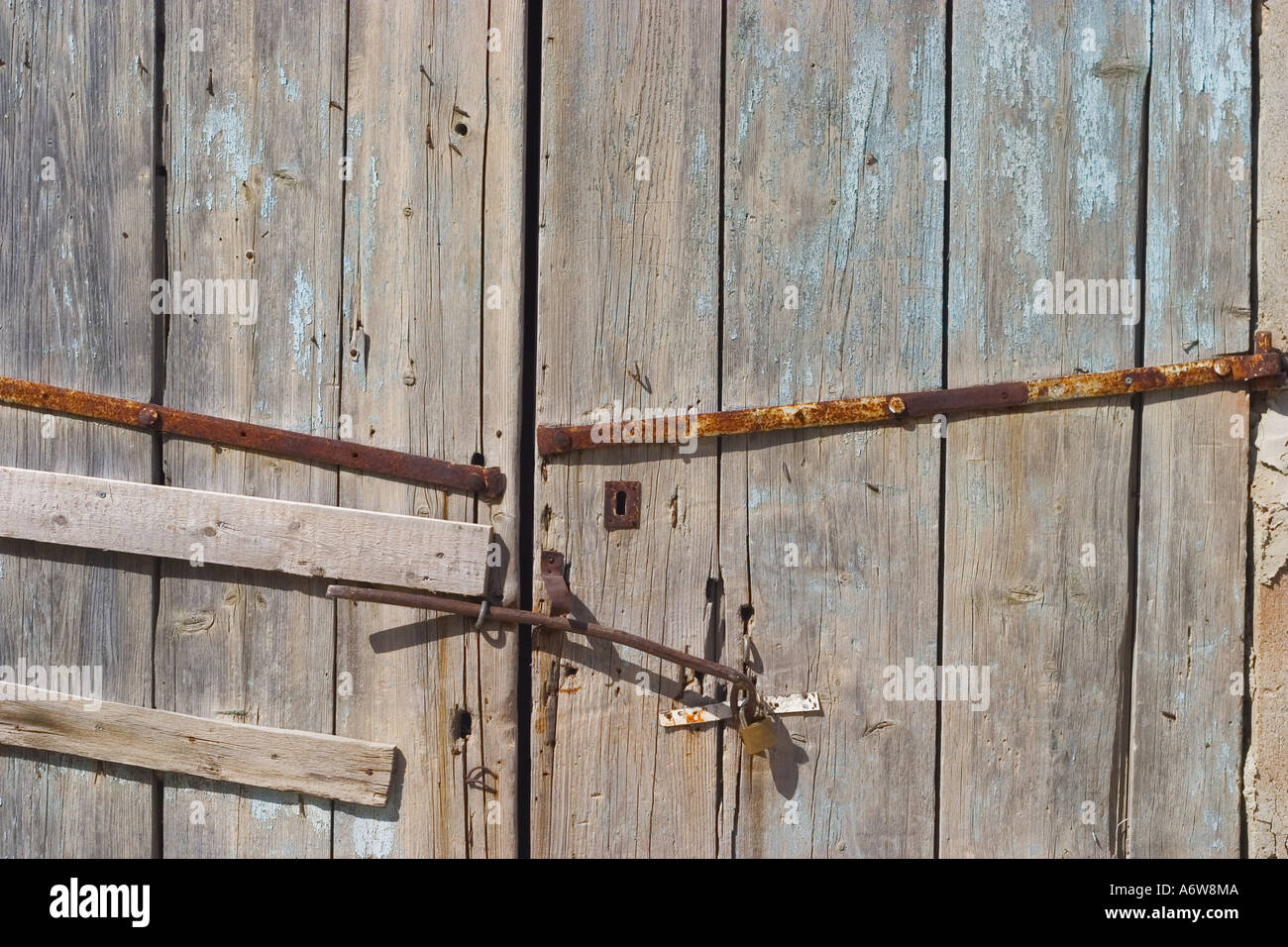 Old Wooden door and rusty lock Cyprus Stock Photo - Alamy