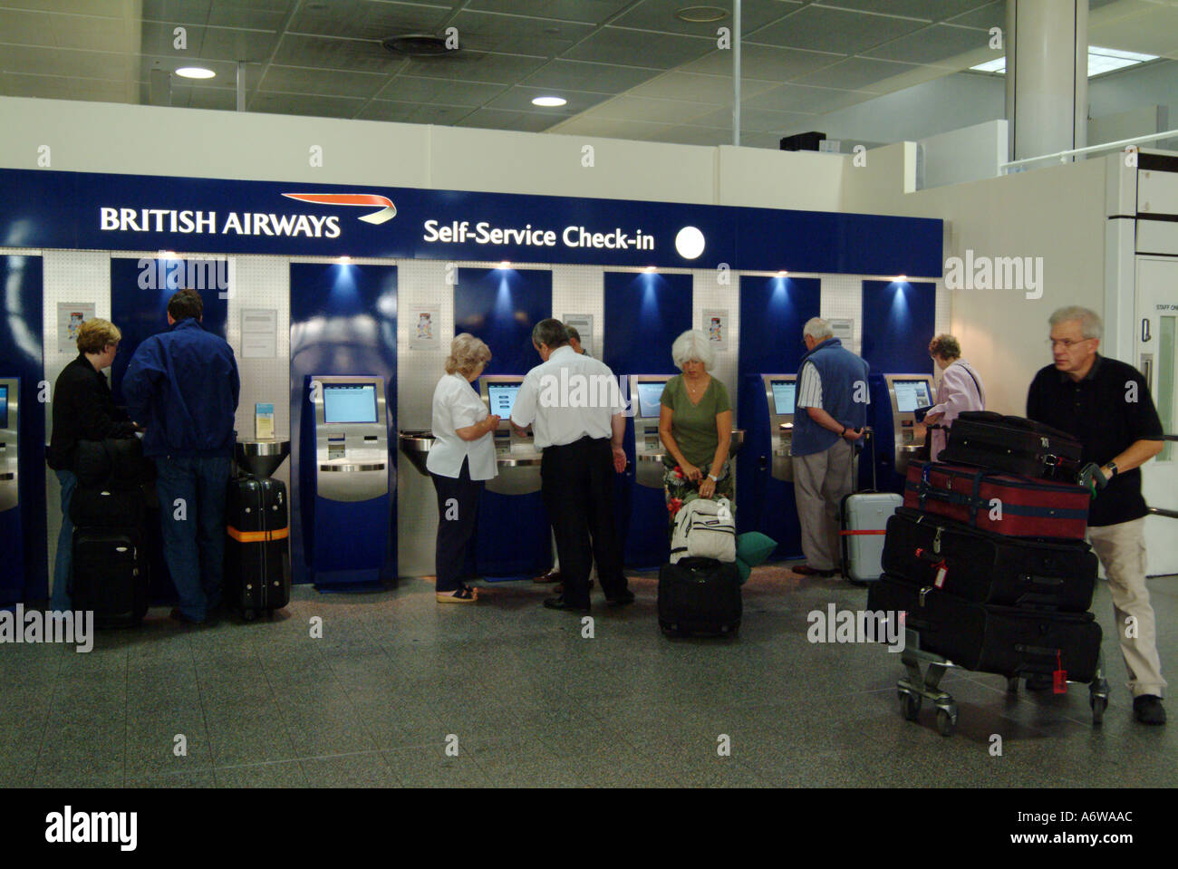 Self service checkin check in check in hi-res stock photography and ...