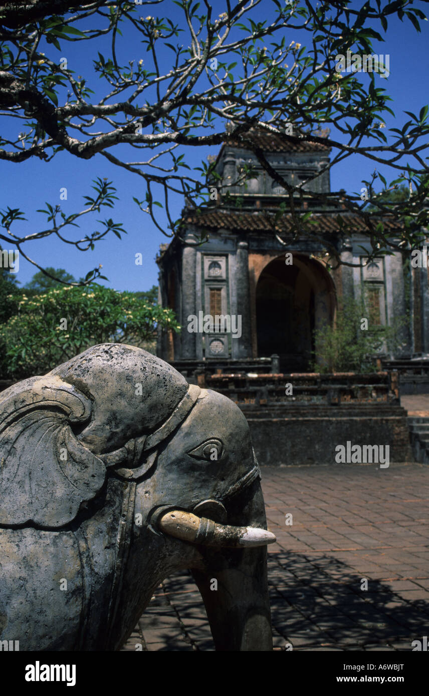 Tu doc tomb hi-res stock photography and images - Alamy