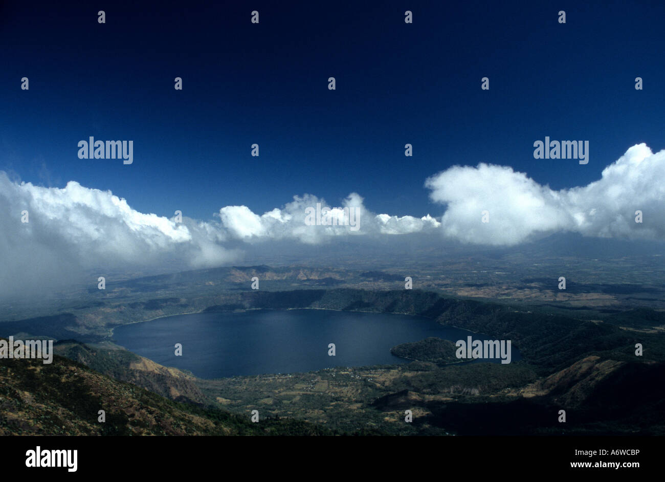Lago coatepeque hi-res stock photography and images - Alamy