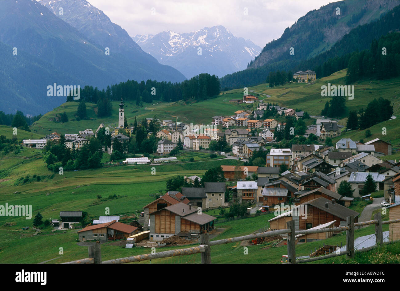 Ftan hi-res stock photography and images - Alamy