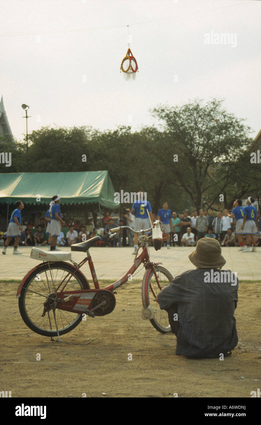 Takraw Game. Bangkok, Thailand Stock Photo - Alamy