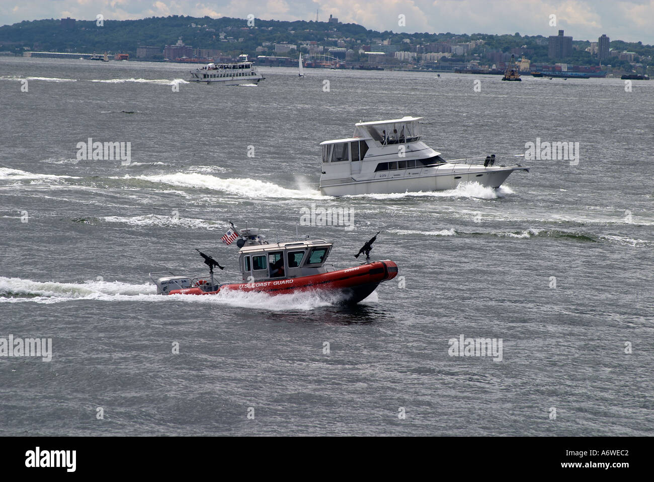 Uscg nyc hi-res stock photography and images - Alamy
