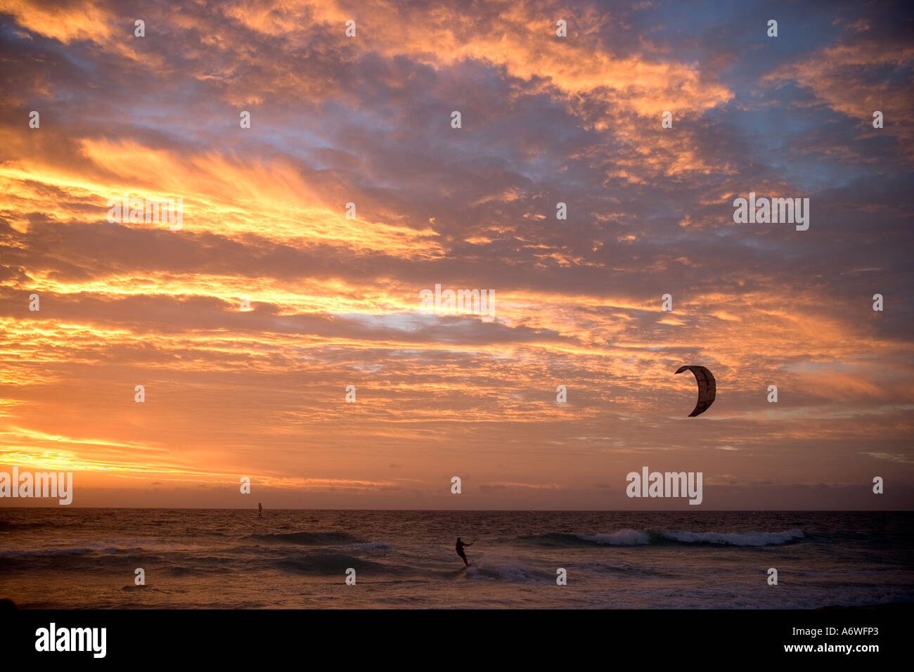 Scarborough beach perth western australia hi-res stock photography and ...