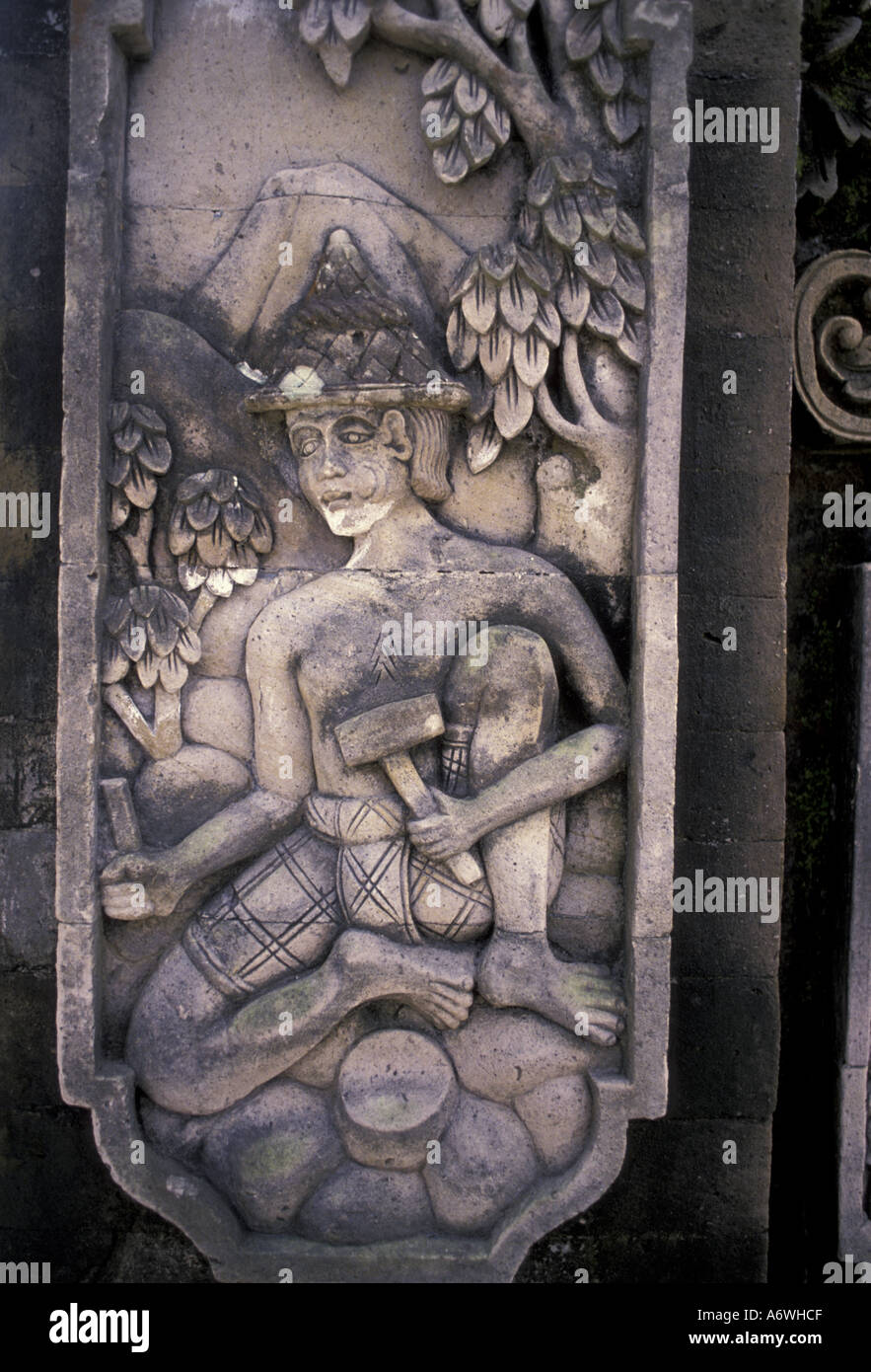 Asia, Indonesia, Bali. Stone wall carving Stock Photo - Alamy