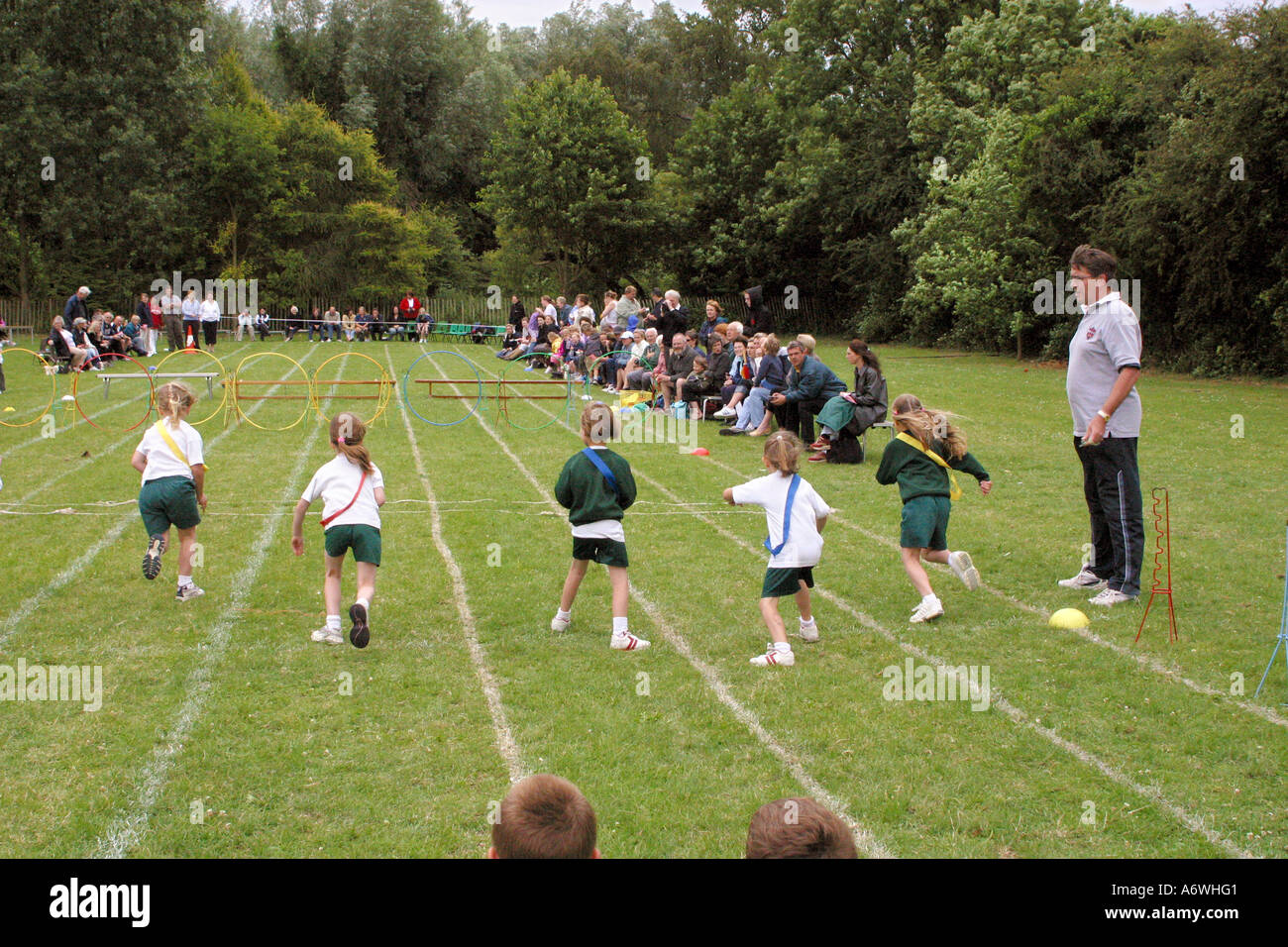 Primary school sports day race Stock Photo - Alamy